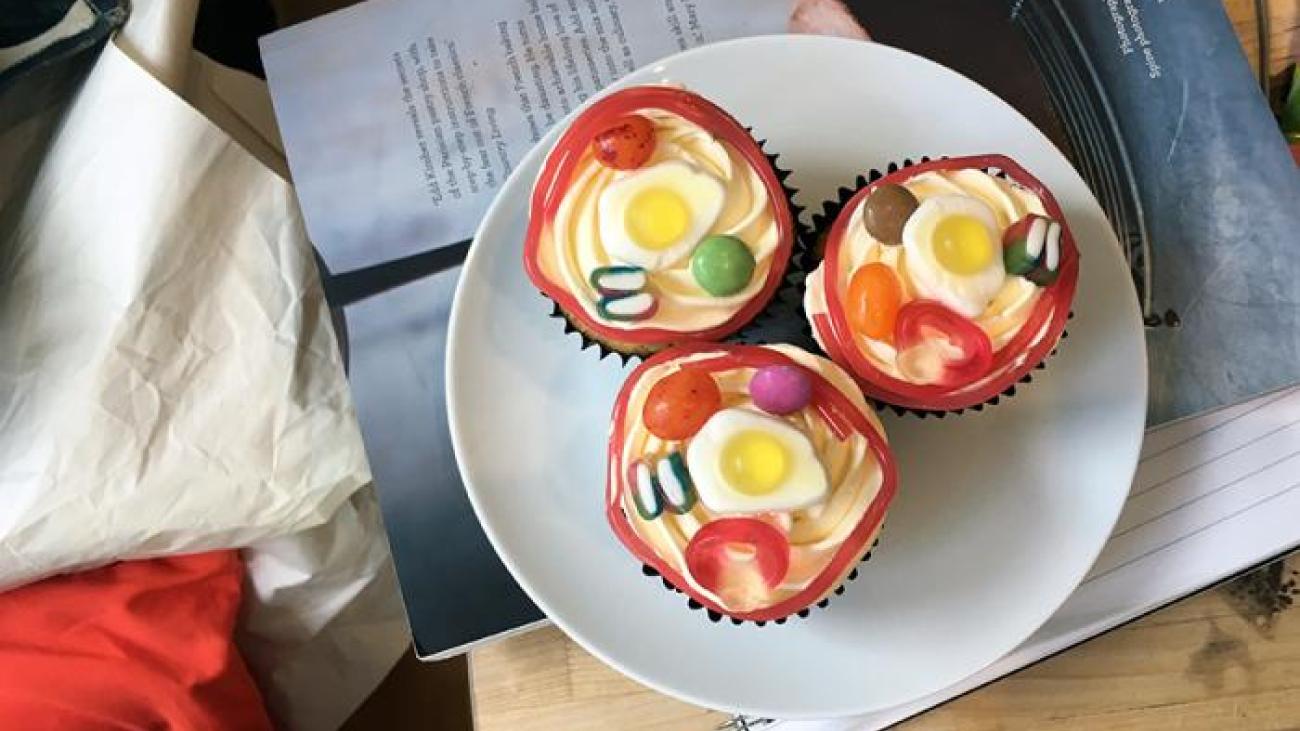 Make cell cakes | Crick Kids